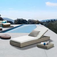 China Modern Design Hotel Pool Sun Lounger Outdoor Rattan Beach Lounge with Mail Packing for sale