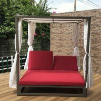 China Commercial Aluminum Frame Outdoor Daybed for Hotel Minimalist Furniture for sale