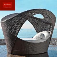 China Outdoor Beach Lounge PE Rattan Sun Bed with Water Proof Cushion and Aluminum Frame for sale