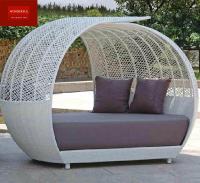 China Apartment Outdoor Wicker Rattan Beach Day Bed with Canopy Double Function for sale
