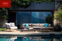 China Quick Dry Foam Luxury Nordic Rope Sofa Power Coated Frame Finish for Exterior Gardern for sale