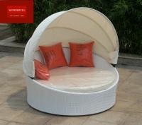 China Outdoor Sun Lounger Beach Chair Color Optional Rattan Daybed for Beachfront Living for sale