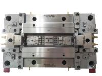 China Medical ABS PP PA PE Plastic Molding P20 S50C Two Cavity Mould With Subgate for sale