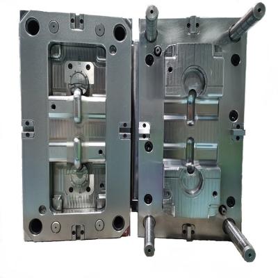 China HRC50-52 HDPE SANTOPRENE Household Plastic Mould 2 Cavity for sale