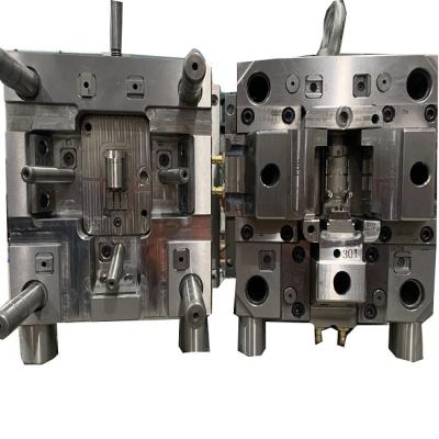 China Steel Automotive Plastic Injection Mold GODE Auto Parts Injection Molding for sale