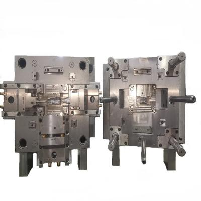 China 2000000 Shots H13 Medical Plastic Injection Moulding Single Or Multiple Cavity for sale