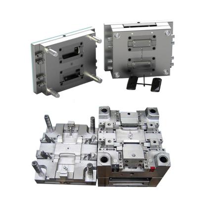 China ISO9001 Car Precision Plastic Injection Mold 250000 To 300000 Shots for sale