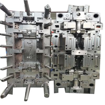 China Mirror Polish Unscrew PA6 GF30 ABS Injection Mold With Subgate for sale