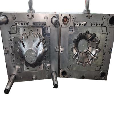 China Customized 718 Precision Plastic Injection Mold 2500000-3000000 Shots Hasco Mold for sale