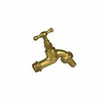 China DN15 DN20 Brass Bibtaps with T-Handle and Hose Nozzel - PN10 Pressure Rating for Pipeline Fluid Isolation for sale