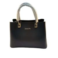 China Portable Zipper Pocket 29cm Length Leather Messenger Bag For Women for sale