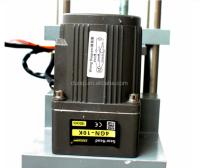 China Semi Automatic Capping Machine DDX-450 200mm Bottle Height 20-40pcs/min for sale