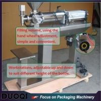 China Semi Auto Dual Head Piston Liquid Filling Machine 110V 25-250ml for Cosmetic Honey Oil for sale