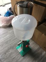 China DUOQI A-03 Manual Filling Machine 2-50ml for Paste Liquid Juice Cream Oil for sale