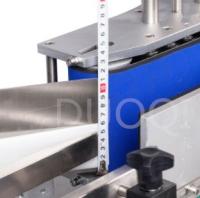 China Full Automatic Round Bottle Labeling Machine 220V 130W for Chemical Industry for sale