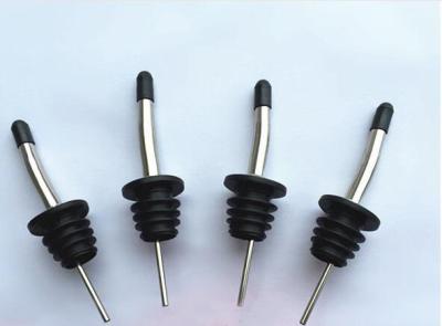 China Stainless Steel Wine Pourer 750ml Oil Pourer Durable Spout for Commercial Kitchen for sale