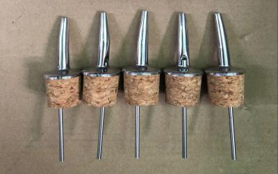 China 304 Stainless Steel Pourer Spout with Cork Stopper for 27.5mm Bottle Neck for sale