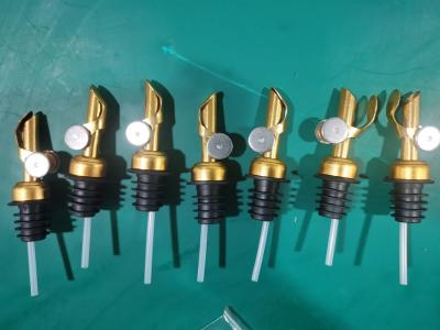 China Oil Pourer Weighted Spouts Silver Golden Color for Olive Oil Bottle 8mm Opening for sale