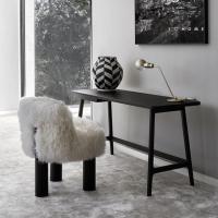 China Fabric Leisure Chair Ins Modern Creative Art Alpaca Three Legged Leisure Chair for sale