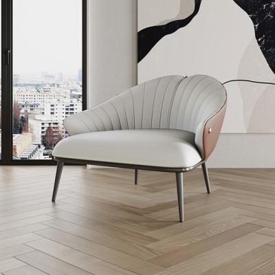 China 75cm Leisure Leather Lounge Chair Hotel Furniture Wooden Lounge Chair for sale