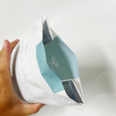 China Custom 1kg Mylar Flat Bottom Bag Stand Up Zipper Pouches Reusable For Powder Packaging for sale