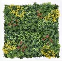 China Low Maintenance Fake Green Wall Grass Long Lasting Performance PE Square Shape for sale