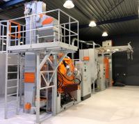 China Rotary Drum Shot Blasting Machine With Auto Loading For Batch Metal Parts Cleaning for sale