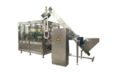 China Fully Automatic Stainless Steel Liquid Filling Machine 2000-15000 Bottles/Hour Capacity for Carbonated Beverages for sale
