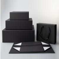 China Flat Folding Gift Box With Magnetic Lid 4C UV Lamination Embossing Stamping for sale