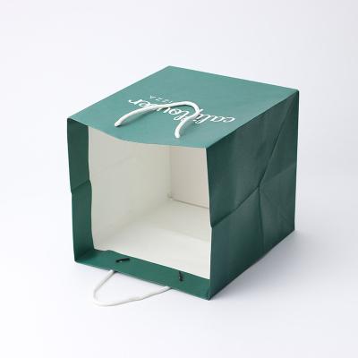 China Durable And Stylish Cardboard Paper Shopping Bags Offset Printing Ins Style for sale
