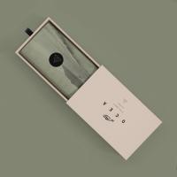 China Recycled Cosmetic Folding Paper Box Magnet Closure Make Up Cardboard Box for sale