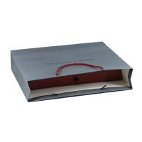 China Cosmetic Paperboard Paper Gift Bags Box Sets With Drawer And Handle for sale