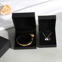 China Customized Luxury Jewelry Gift Box for Earrings Bracelets Necklaces Elegant Packaging for sale