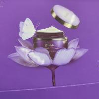 China Custom Printed Recyclable Paper Cosmetic Box Essence Face Cream Packaging Box Beauty Product Box for sale