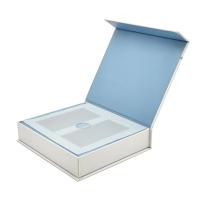 China Recyclable Luxury Magnetic Box Lid Closure Black Gift Box Cardboard Gift Box With Magnetic Closure Lid for sale