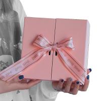China Eco Friendly Luxury Custom Logo Gift Paper Box with Recycled Materials and Magnetic Closure for sale