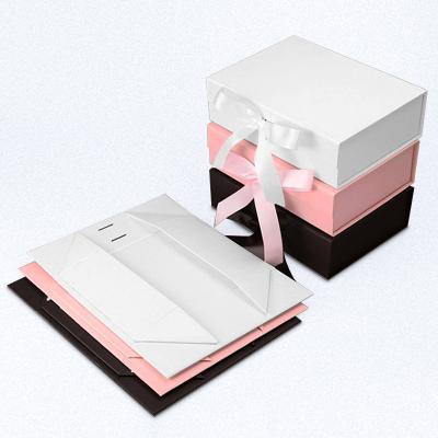 China Customizable Ribbon Folding Cardboard Magnetic Gift Box with Recycled Materials for Craft and Gifts for sale