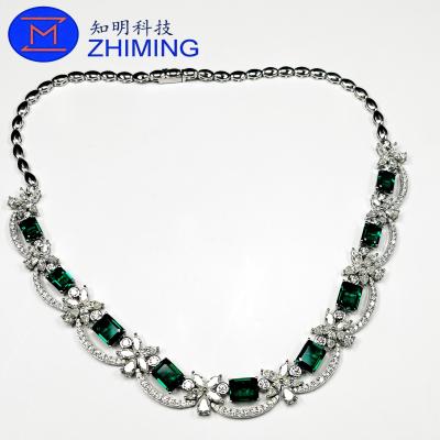 China Lab-Grown Emerald Green Sapphire Necklace – Elegant Synthetic Sapphire Jewelry for sale