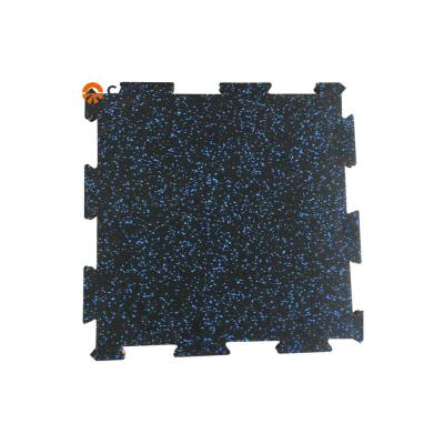 China Shock Resistant Interlocking Rubber Flooring Mats 45x45cm for Gyms with -20°C to 180°C Temperature Range for sale