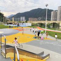 China EPDM Rubber Granules for Educational Facilities Commercial Properties Residential Kids Play Area for sale