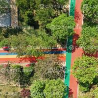 China Vibrant Colored EPDM Granules for Jungle Gym Playground Matting Surface Playground Outdoor Health Trail for sale