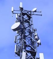 China Customized Telecommunication Towers Weather Resistant Wind Resistant Communications Tower for sale