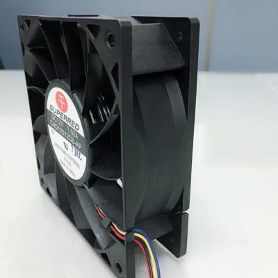 China Long Lasting 30000h Server Case Fan 3400-6800RPM Signal Output for sale