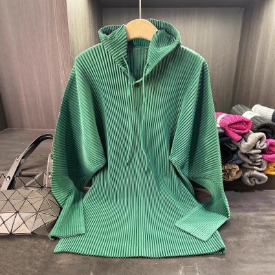 China Autumn High-end Temperament, Pleated groove Strip, Pleated Solid Color Hooded Drawstring, Loose Casual Long Sleeved for sale