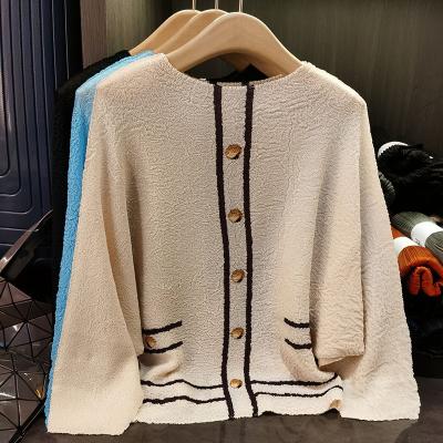 China Women's Fashionable Slimming Long-Sleeved Top Loose Large Size with Contrast Color Edge Design for Summer for sale