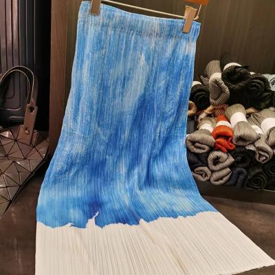 China Women's High-Grade A-Line Midi Skirt Blue White Ink Contrast Printed Casual Summer Temperament All-Match Thin Blue White A- Line for sale