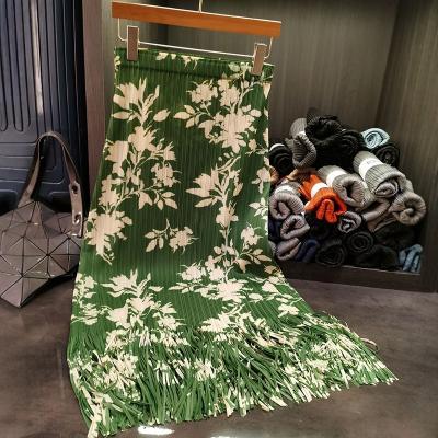 China Women's New High-Waisted Chinese Style Floral Printed Midi Skirt Versatile Casual Hip Length Pleated Skirt for Summer for sale