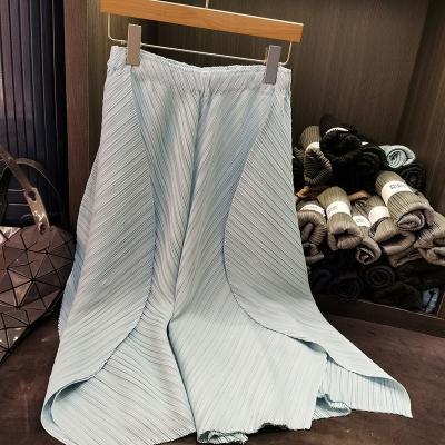 China High-End Summer Half Skirt for Women Niche Design Loose and Slimming Casual Pleated Pants with Natural Waistline for sale
