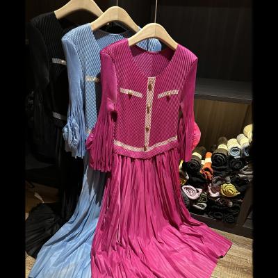 China 2025 Summer European Station's New Fashion Slim Fit Mid-Length Pleated Skirt Neck Patchwork Casual Mid-Length Pleated Midi Skirt for sale