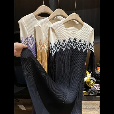 China High-End Women's Long Dress Floral Waist Tie Slimming Fish Scale Design Loose Fit Casual Style Long Sleeved for Spring Autumn for sale